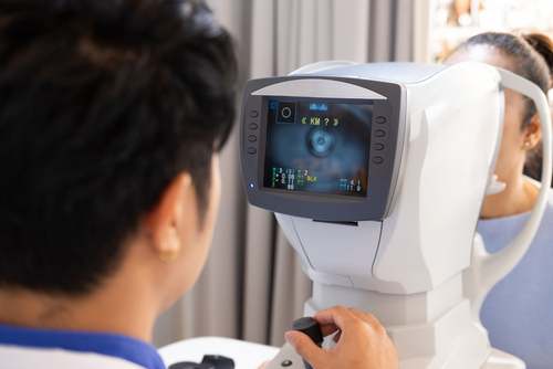 What Happens During a Routine Eye Exam? | Complete Eye Care West